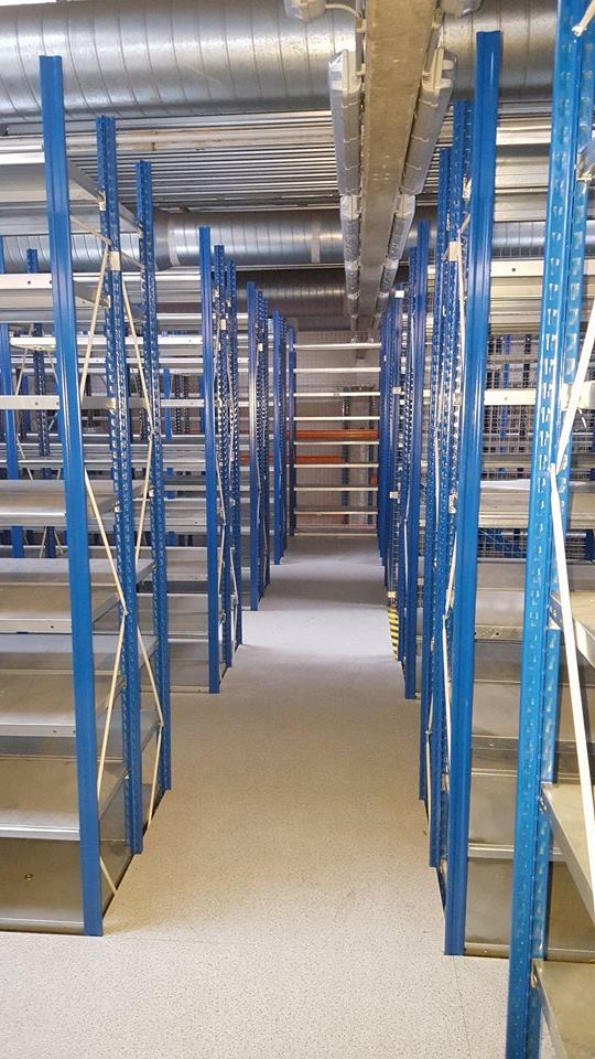 Rafturi Second-Hand pt Magazin si Depozit Rafturi Metalice pt Depozit ...